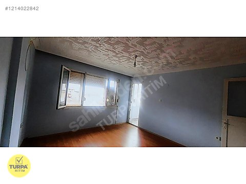 İzmir Bornova Çamdibi Refik Tulga Caddesinde Satılık 2+1 Daire ...