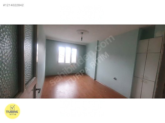 İzmir Bornova Çamdibi Refik Tulga Caddesinde Satılık 2+1 Daire ...