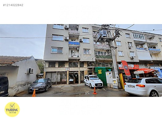 İzmir Bornova Çamdibi Refik Tulga Caddesinde Satılık 2+1 Daire ...