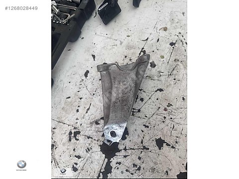 Otomobil & Arazi Aracı / Motor / BMW e34 m20 sağ motor kulağı ...