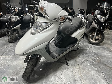Honda Spacy 110 2016 Model Scooter / Maxi Scooter Motor Motosiklet ...