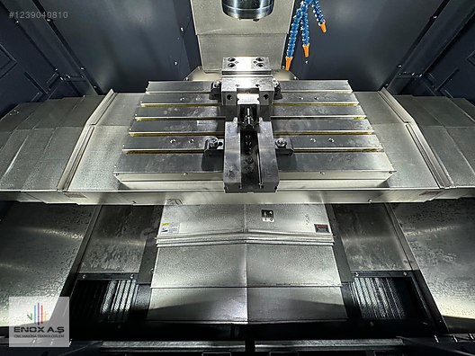 CNC Freze - Metal İşleme Endüstri Makineleri - 1239040810