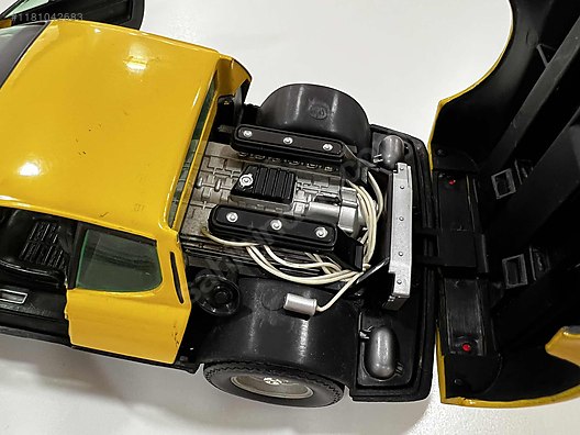 Chrono Diecast Model 1:18 Ferrari Araba - 1181042683