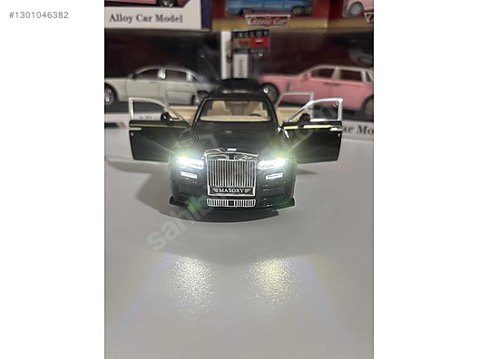 Diğer Diecast Model 1:18 Rolls-Royce Araba - 1301046382