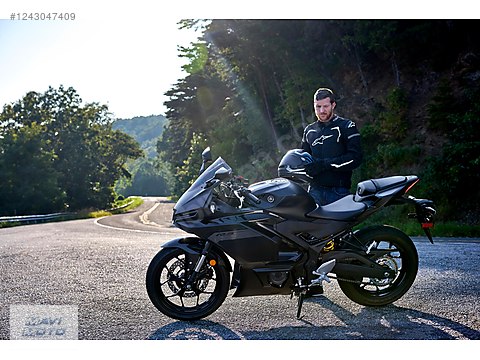 Yamaha / YZF R3 / YAMAHA MAVİ MOTO'DAN //YENİ R3 2025 // MIDNIGHT BLACK ...