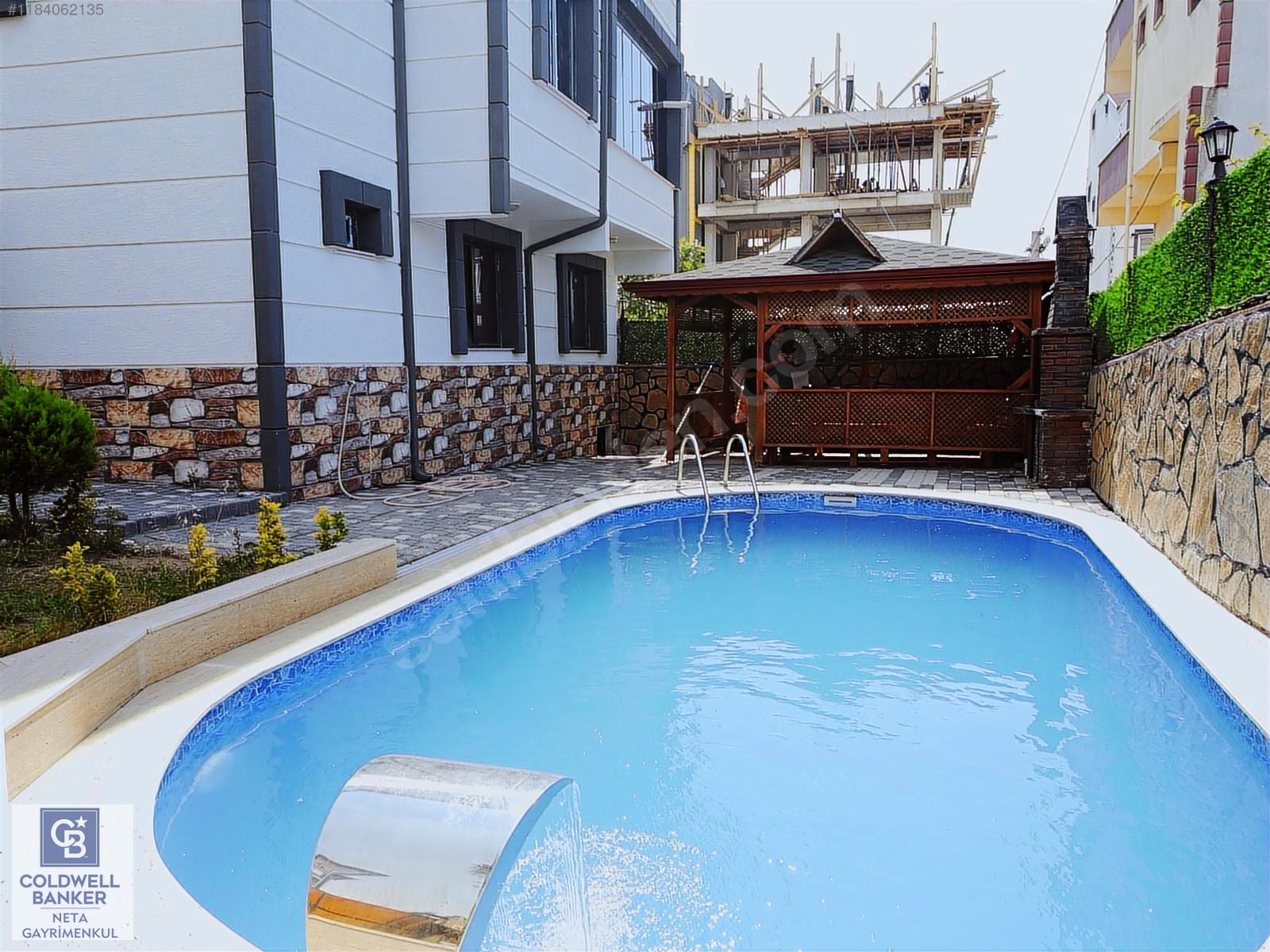 Ç.OVA AKSE MAH. MUTLUKENTE KOMŞU HAVUZLU MÜSTAKİL VİLLA TİPİ EV ...