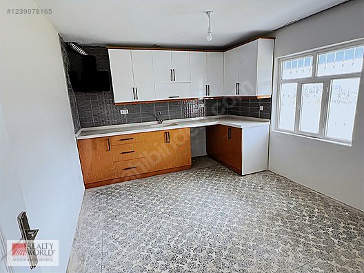 REALTY WORLD ALYANS'TAN KARPUZLU GÜLCÜK KÖYÜNDE SATILIK MÜSTAKİL ...