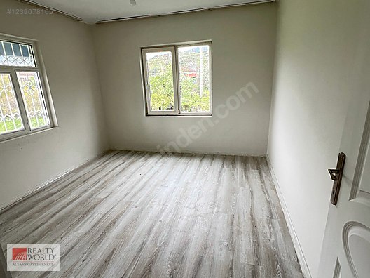 REALTY WORLD ALYANS'TAN KARPUZLU GÜLCÜK KÖYÜNDE SATILIK MÜSTAKİL ...