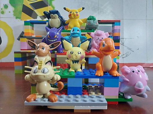 Pikachu lego store