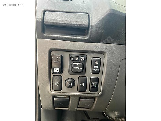 Toyota / Hilux / Adventure 2.5 4x4 / 2012 MODEL DEĞİŞENSİZ TRAMERSİZ 4x4 HİLUX 260.ooo KM ...