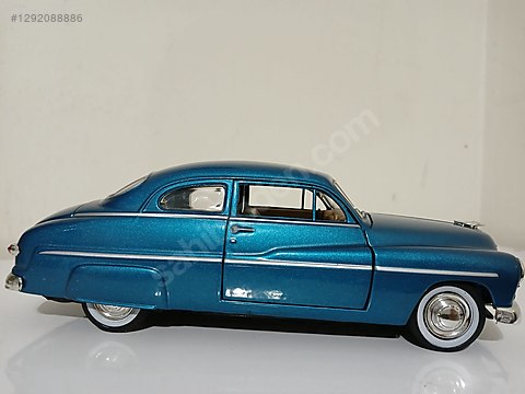 Motorama Diecast Model 1:24 Mercury Araba - 1292088886