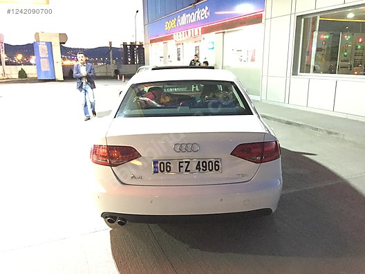 Audi / A4 / A4 Sedan / 2.0 TDI / BEYAZ A4 SUNROOFLU HATASIZ ORJİNAL 180 ...