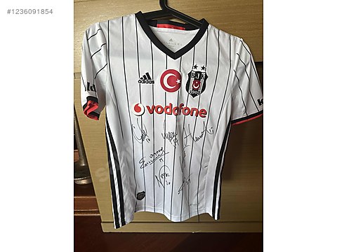 Beşiktaş imzalı forma 16-17 sezonu Orijinal sahibinden.comda - 1236091854