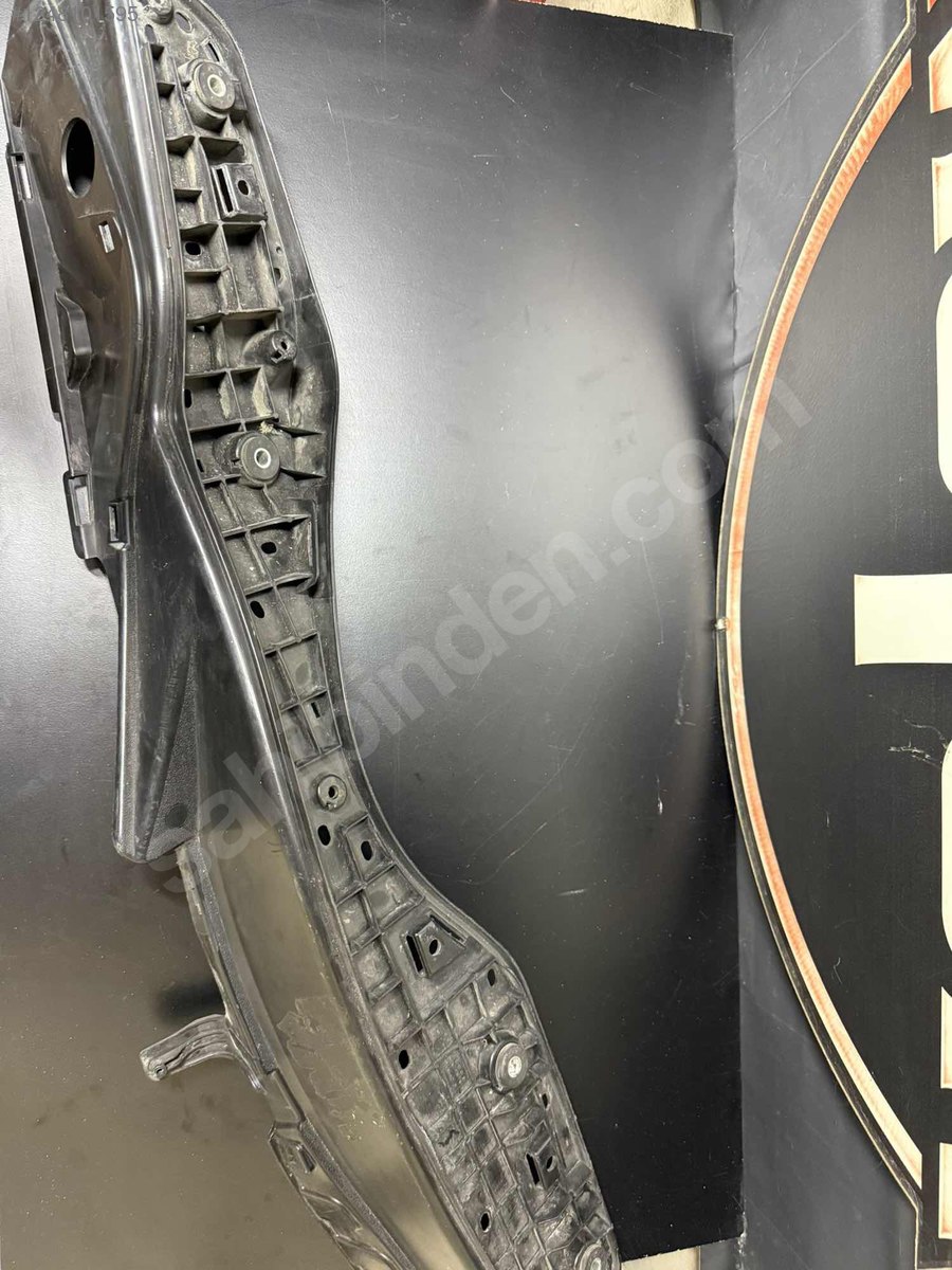 Grenaj / SUZUKİ BURGMAN 400 04-06 SAĞ AYAK TABANI AN400 sahibinden ...