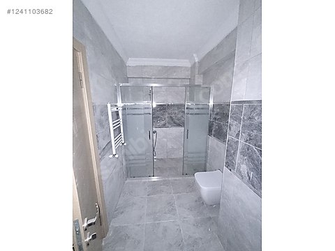 SİTE İÇERİSİNDE GENİŞ BAHÇELİ OTOPARKLI KULLANIŞLI FIRSAT DAİREA ...