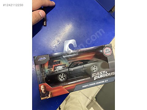 Diecast Model 1:10 Dodge Araba - 1242112230