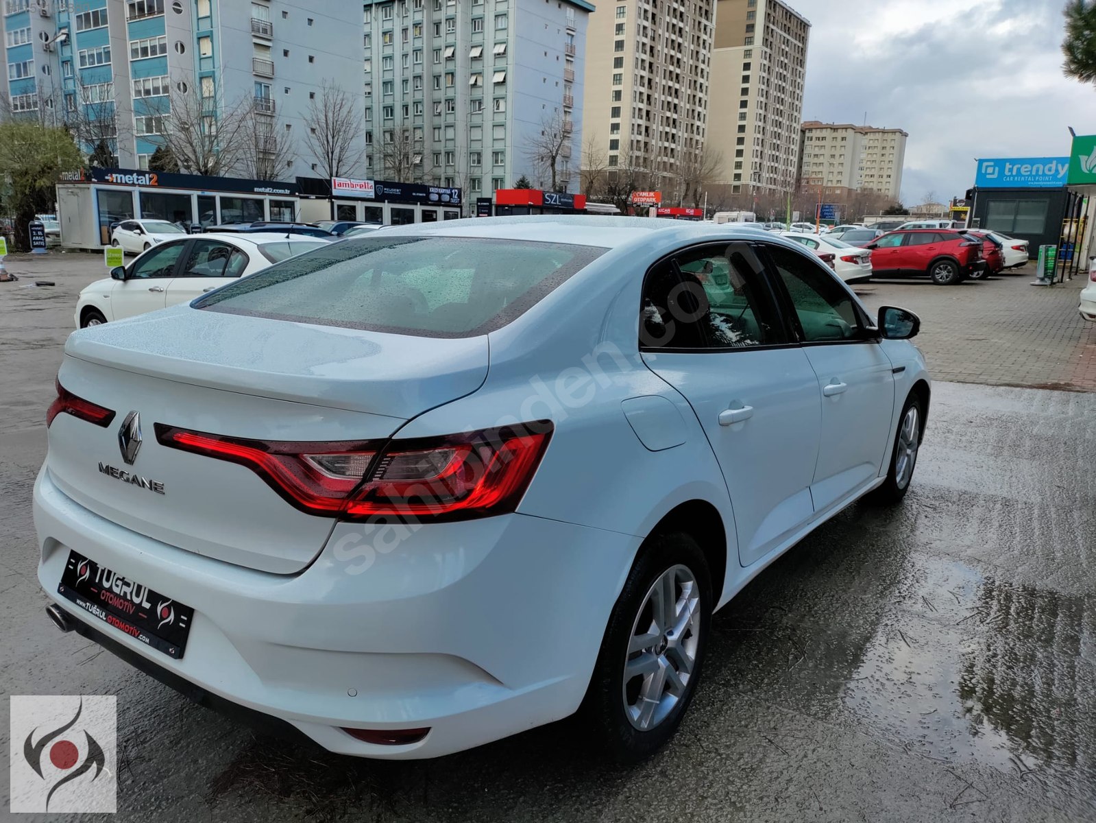 Renault / Megane / 1.3 TCe / Joy / 2020 MODEL MEGANE 1.3 TCE ( 20.01. ...