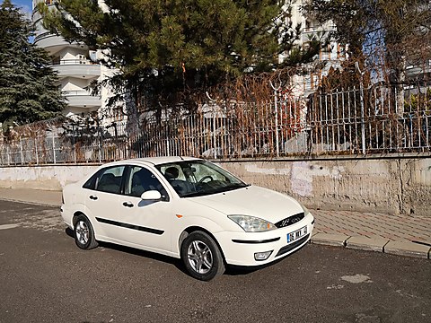 Ford / Focus / 1.6 / Comfort / 179.000 km'de Çok Temiz ve Bakımlı 2004 ...