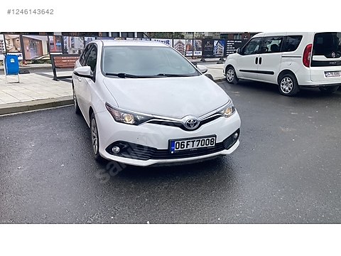 Toyota / Auris / 1.33 / Life / 2015 MODEL 62,800'KM *AURİS* EMSALLERİNE ...