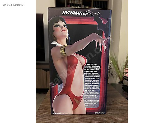 Sideshow Dynamite Vampirella 50th Anniversary Figur Statue sahibinden ...