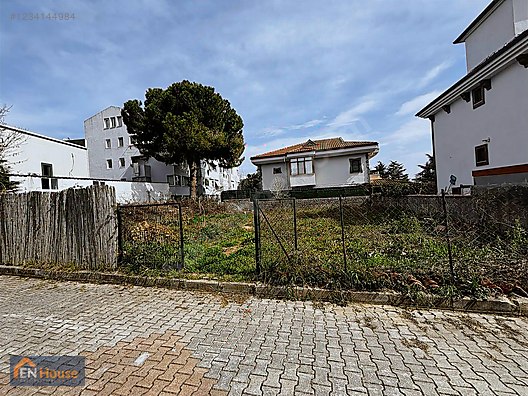 TUZLA POSTANE MAH. SAHİLE DENİZE İLK KOT VİLLA ARSASI 0,80İMAR ...