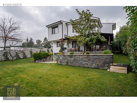 Yekta Erkul'dan Bademli Bahar Sitesinde Özel Bahçeli Villa - Satılık ...