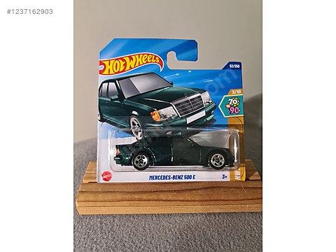 Hot Wheels Diecast Model 1:64 Mercedes Benz Araba - 1237162903