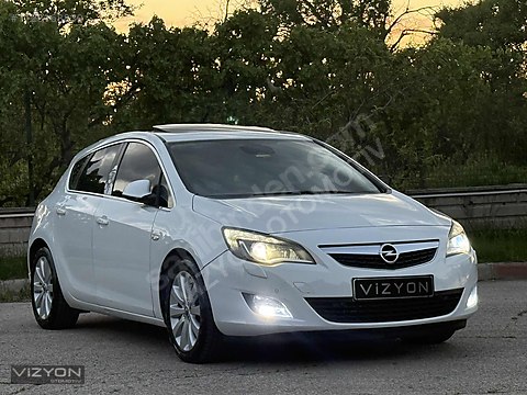 Opel / Astra / 1.3 CDTI / EcoFLEX Cosmo / 2012 1.3 CDTİ COSMO 230.000 ...