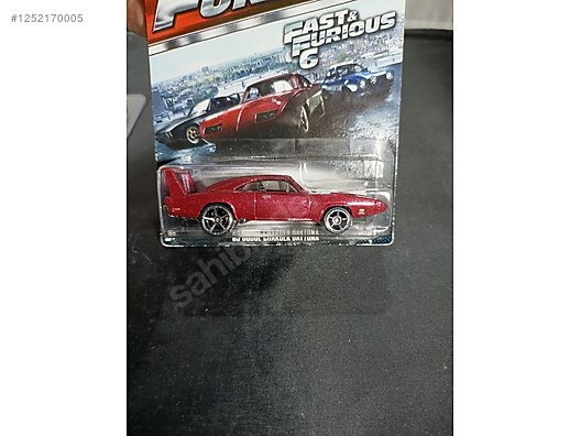 Hot Wheels Diecast Model 1:64 Dodge Araba - 1252170005