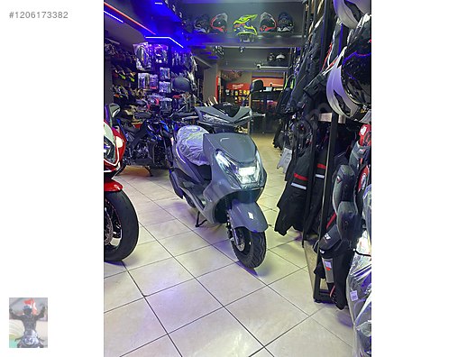 Kuba Space 50 Pro 2024 Model Scooter / Maxi Scooter Motor Motosiklet ...