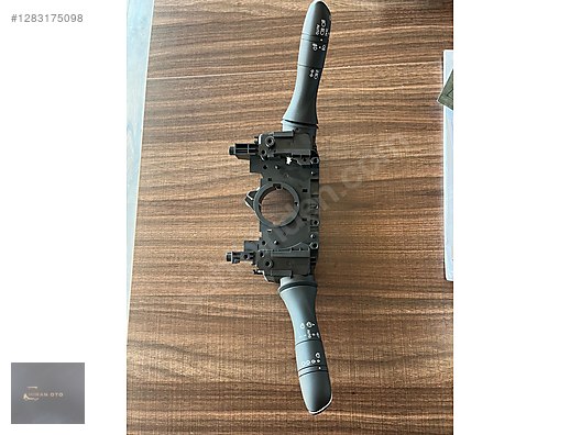Otomobil & Arazi Aracı / Elektrik / RENAULT MEGANE 4 FAR SİNYAL KOLU ...