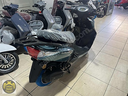 Kuba Space 50 Pro 2024 Model Scooter / Maxi Scooter Motor Motosiklet ...