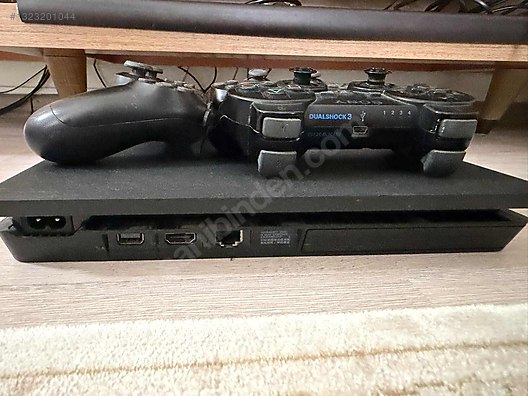 Play station 4 500 mb az kullanılmış 3 kollu sahibinden.comda - 1323201044