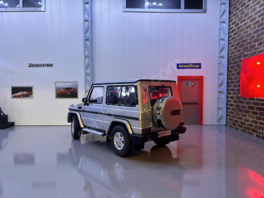Autoart Diecast Model 1:18 Mercedes Benz Araba - 1227201716