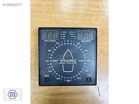 YOUNG MODEL 06206 MARINE WIND SPEED DIRECTION DISPLAY TRACKER ...