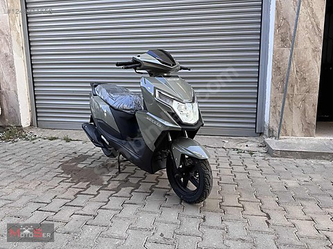 Leksas Favori 2025 Model Scooter / Maxi Scooter Motor Motosiklet ...