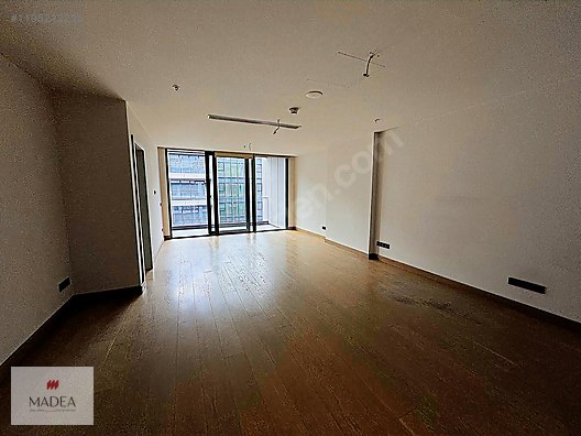 Lotus Nişantaşı Geniş Balkonlu İç avlu Cephe Ofis Muayenehane ...