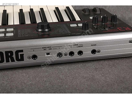 TAKASLI Korg R3 37 Tuş Analog Synthesizer Vocoder - Synthesizer ve ...