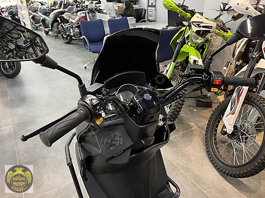 RKS Newlight 125 Pro 2024 Model Scooter / Maxi Scooter Motor Motosiklet ...