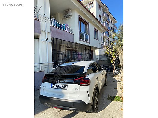 Citroen / C4 / 1.2 PureTech / Feel / son fiyat-yaz-kış lastikleri ile ...