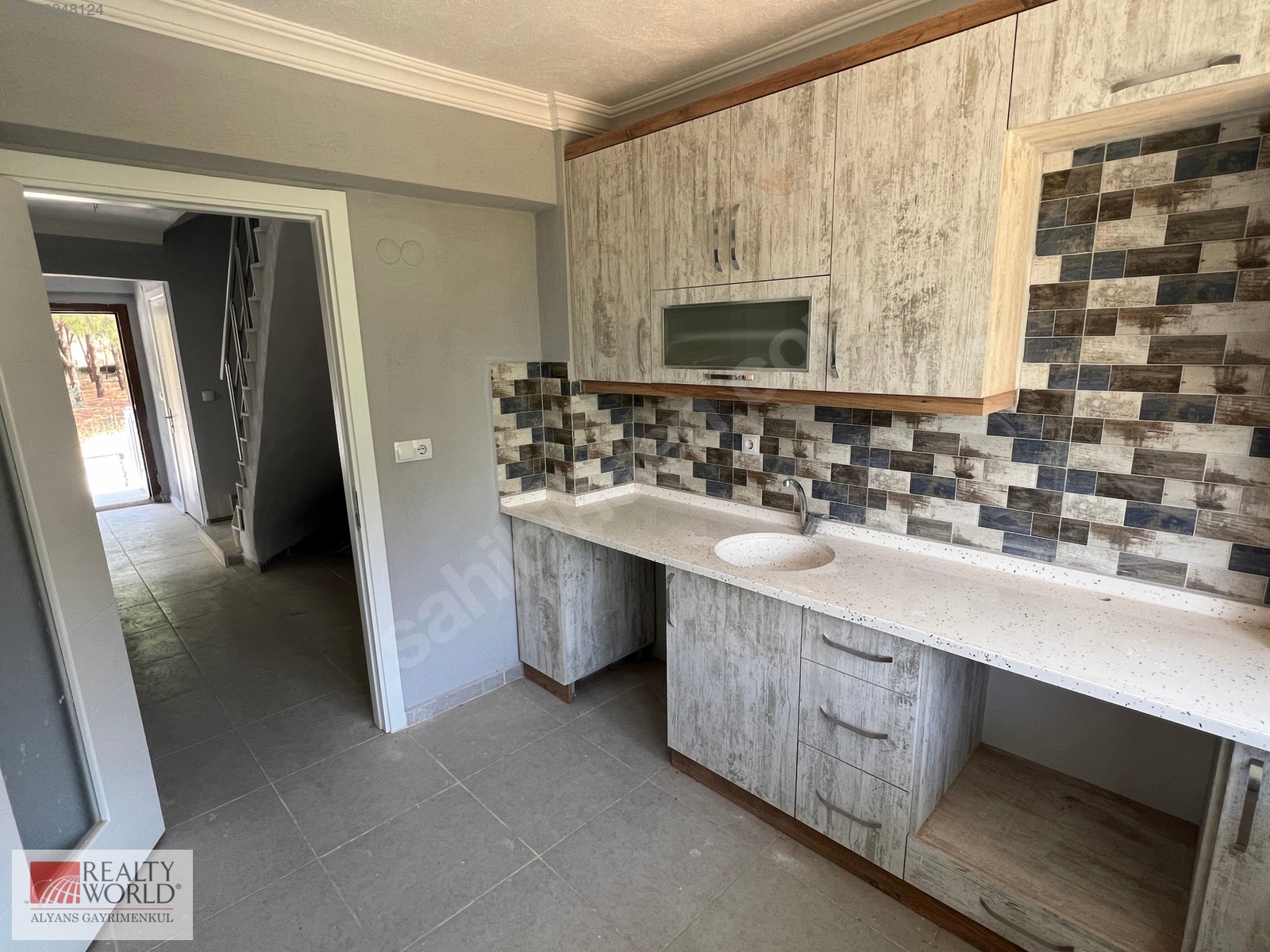 REALTY WORLD ALYANS'TAN KEMER MAHALLESİNDE SATILIK 4+1 VİLLA - Satılık ...