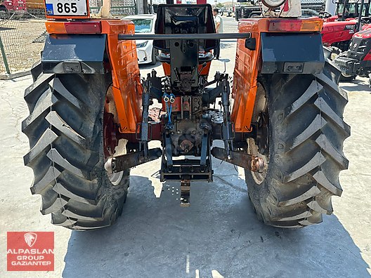 2006 Mağazadan İkinci El Universal Satılık Traktör 300.000 TL'ye ...