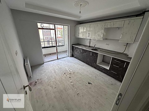 TAYFUN EMLAK'tan ultralüks '0' arakat çarşı merkezi - Kiralık Daire ...