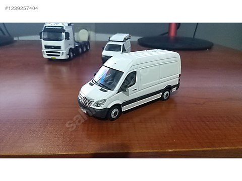 WSI Diecast Model 1:50 Freightliner Çekici (TIR) Çeşitleri - 1239257404