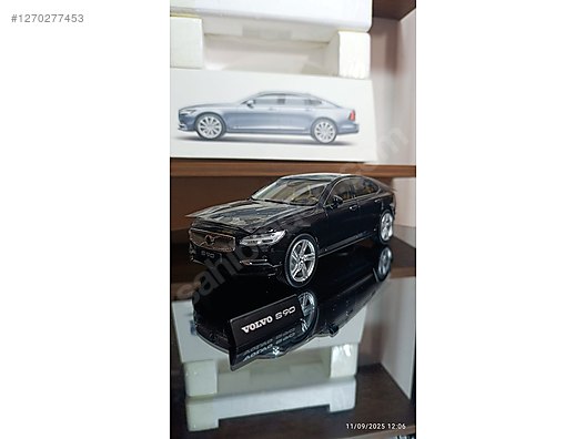 Paudi Diecast Model 1:18 Volvo Araba - 1270277453