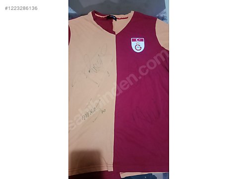 Galatasaray Muslera, Belhanda, Selçuk İnan, Mariano imzalı forma ...