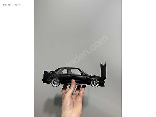 Autoart Diecast Model 1:18 BMW Araba - 1291289448
