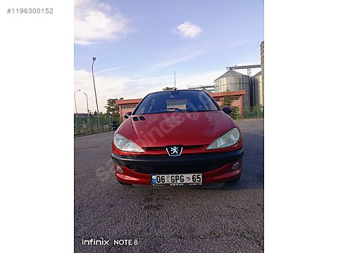 Peugeot / 206 / 1.6 / XT / İKİNCİ SAHİBİNDEN 206 135 000 KM BENZİNLİ(LPG HİC TAKİLMAMİS ...