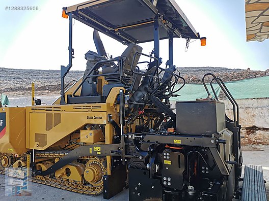 ADABAĞLIDAN SATILIK CAT AP 655F FİNİŞER 2016 MODEL - Finişer İlanları ...