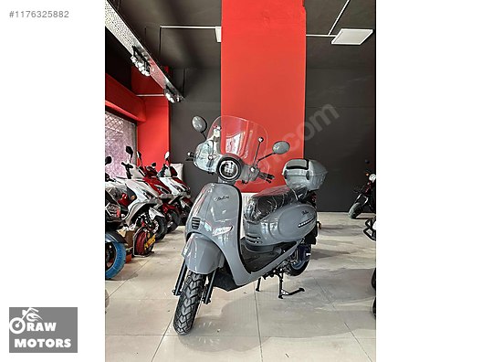 Yuki Bellini 50 2024 Model Scooter / Maxi Scooter Motor Motosiklet ...